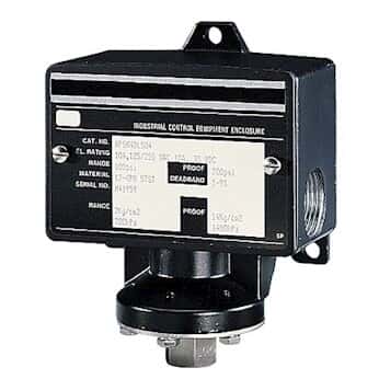 Ashcroft 0 to 200 psi Electronic Switch from Cole-Parmer Canada