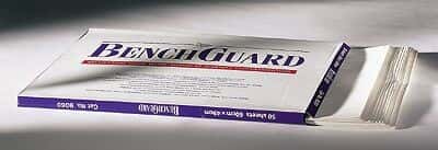 BenchGuard 504314-0003 Absorbent bench protector, box of 100 sheets ...