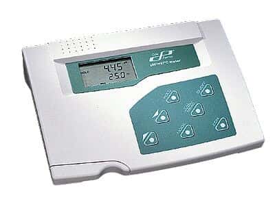 Cole-Parmer Basic ph/mv/temperature benchtop meter, 220 vac Sku5900325 from Cole-Parmer Canada