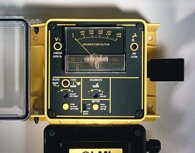 GF Signet Conductivity Analog Controllers; 0 to 5000 mS; 115V from Cole ...