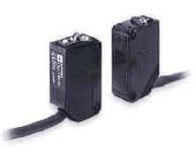 Omron E3ZD82 E3Z-D82 Pre-amplified Photoelectric Sensor, diffuse reflective, 1 m, PNP from Cole ...