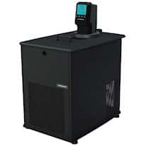 Heating and Cooling Circulating Baths from Cole-Parmer