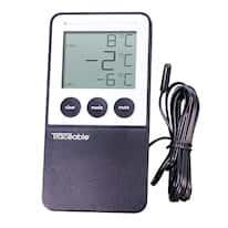 Digital Thermometers For Laboratory Use: Calibratable - Cole-Parmer