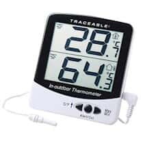 Digital NIST-Traceable Thermometers from Cole-Parmer