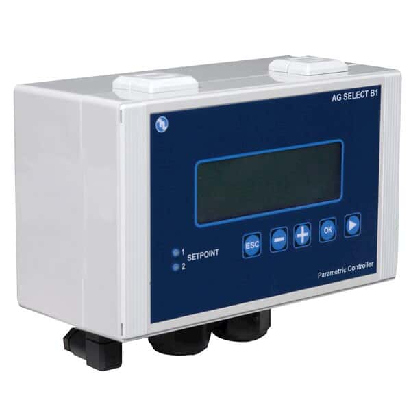 Etatron CXB1010101 Three-Channel pH/ORP/Chlorine Controller from Cole-Parmer