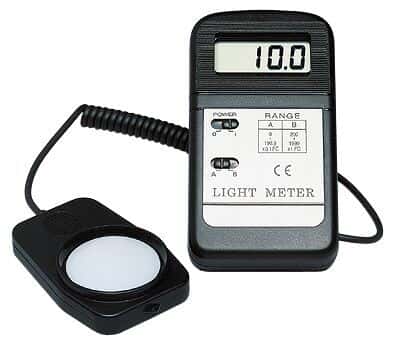 Extech 401027 Pocket-Sized Foot Candle Light Meter from Cole-Parmer ...