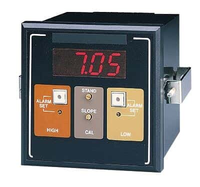Jenco 3672 1/4 DIN pH/ORP controllers, adjustable output from Cole-Parmer