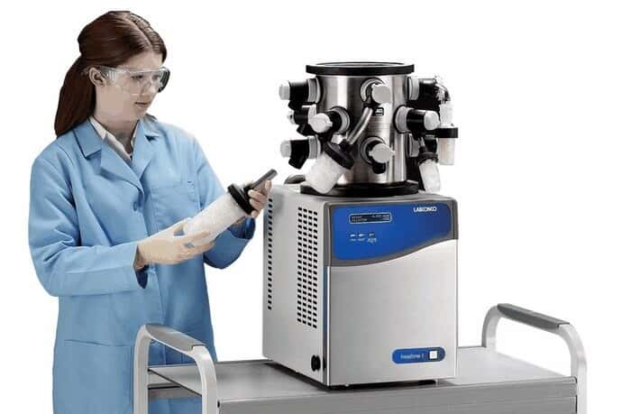 Labconco FreeZone 1 L Benchtop Freeze Dry System, -54° with PTFE ...