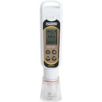 Oakton TDS Conductivity Salinity Meters from Cole-Parmer Canada
